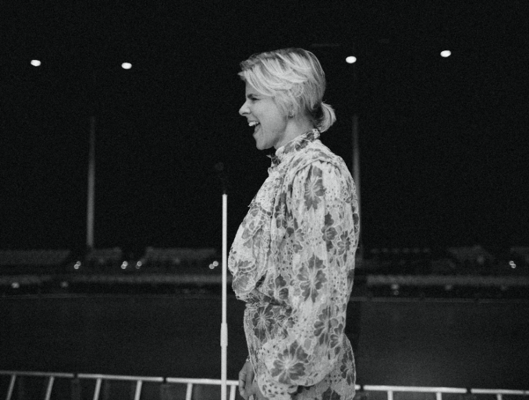 Heroes: Robyn - V Magazine