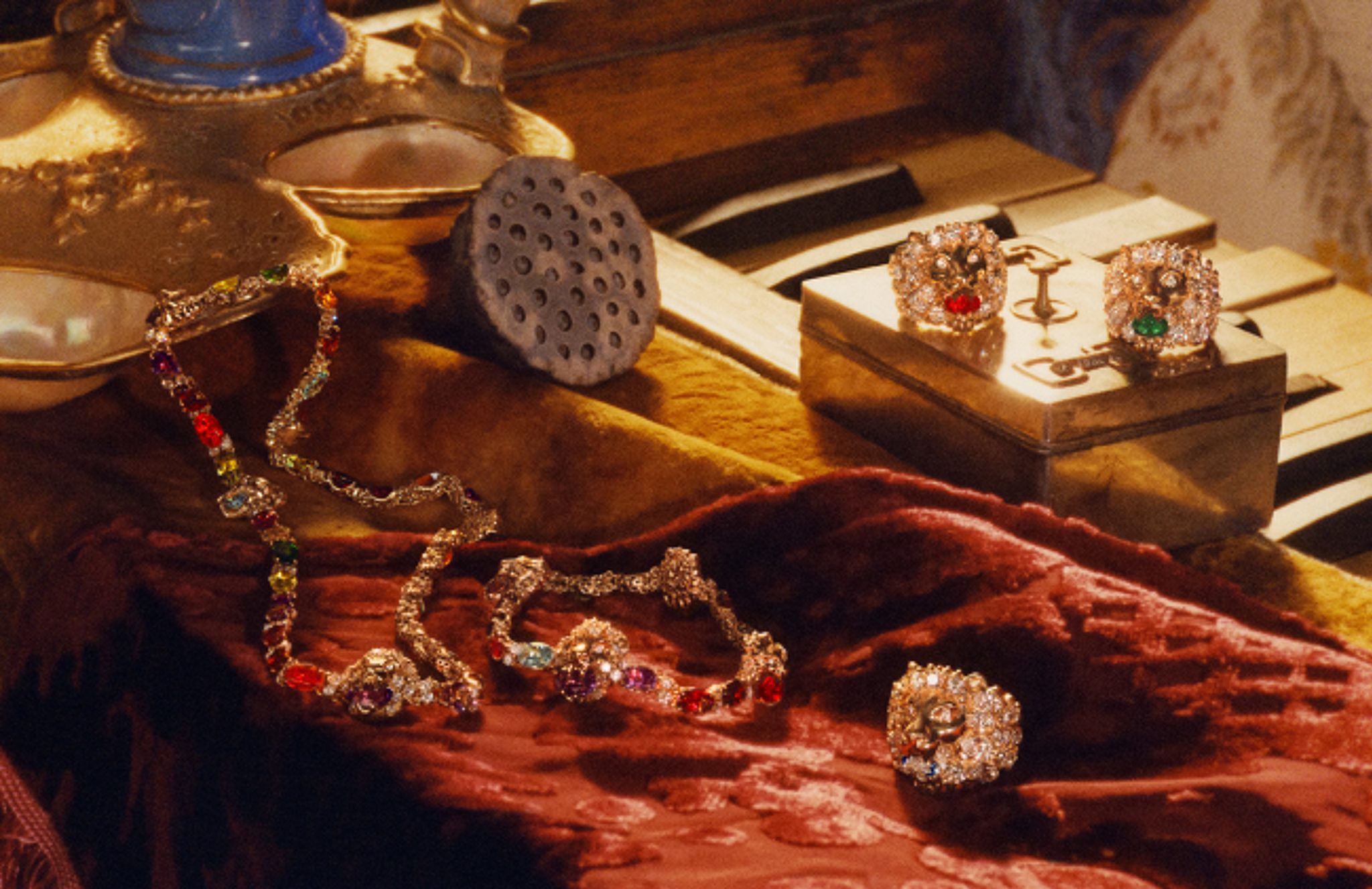 Gucci Launches New Timepieces and Fine Jewelry Campaign - V Magazine