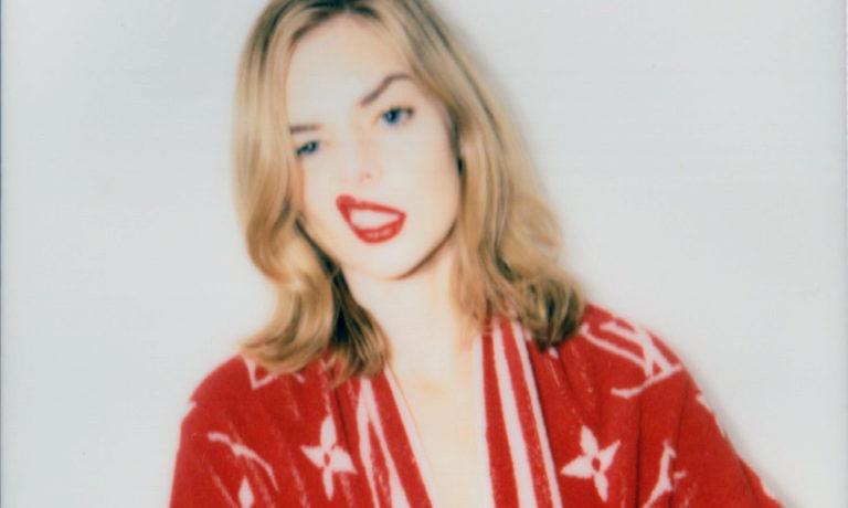 Samara Weaving Talks Female Empowerment Ahead of 'Hollywood' Premiere ...