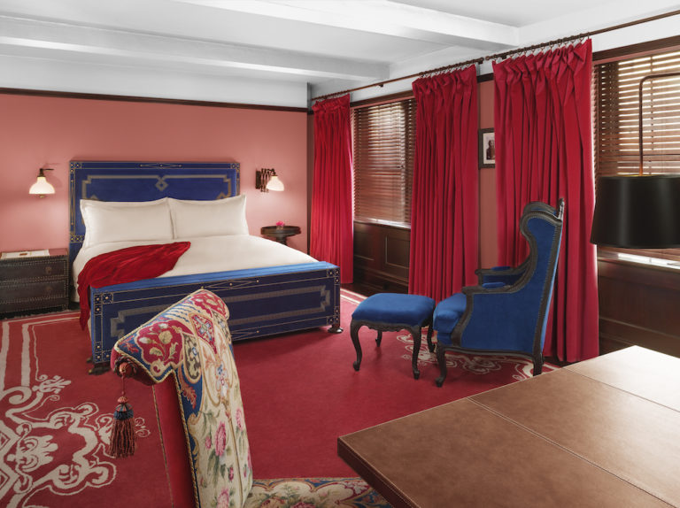 10 Romantic Valentine's Day Staycation Spots - V Magazine