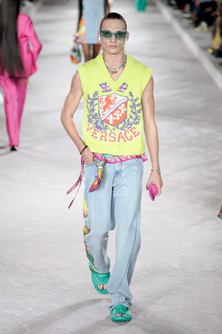 Versace's SS22 Runway Is Bold and Playful - V Magazine