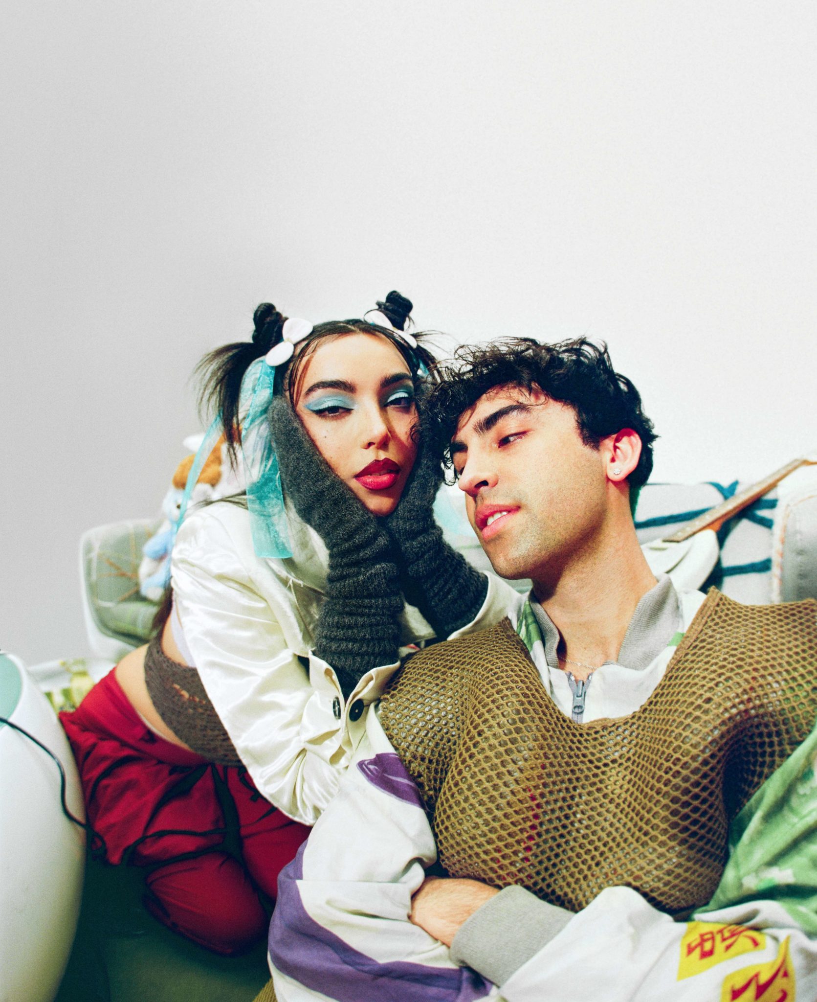 BETWEEN FRIENDS Releases Good Vibes and "More" - V Magazine