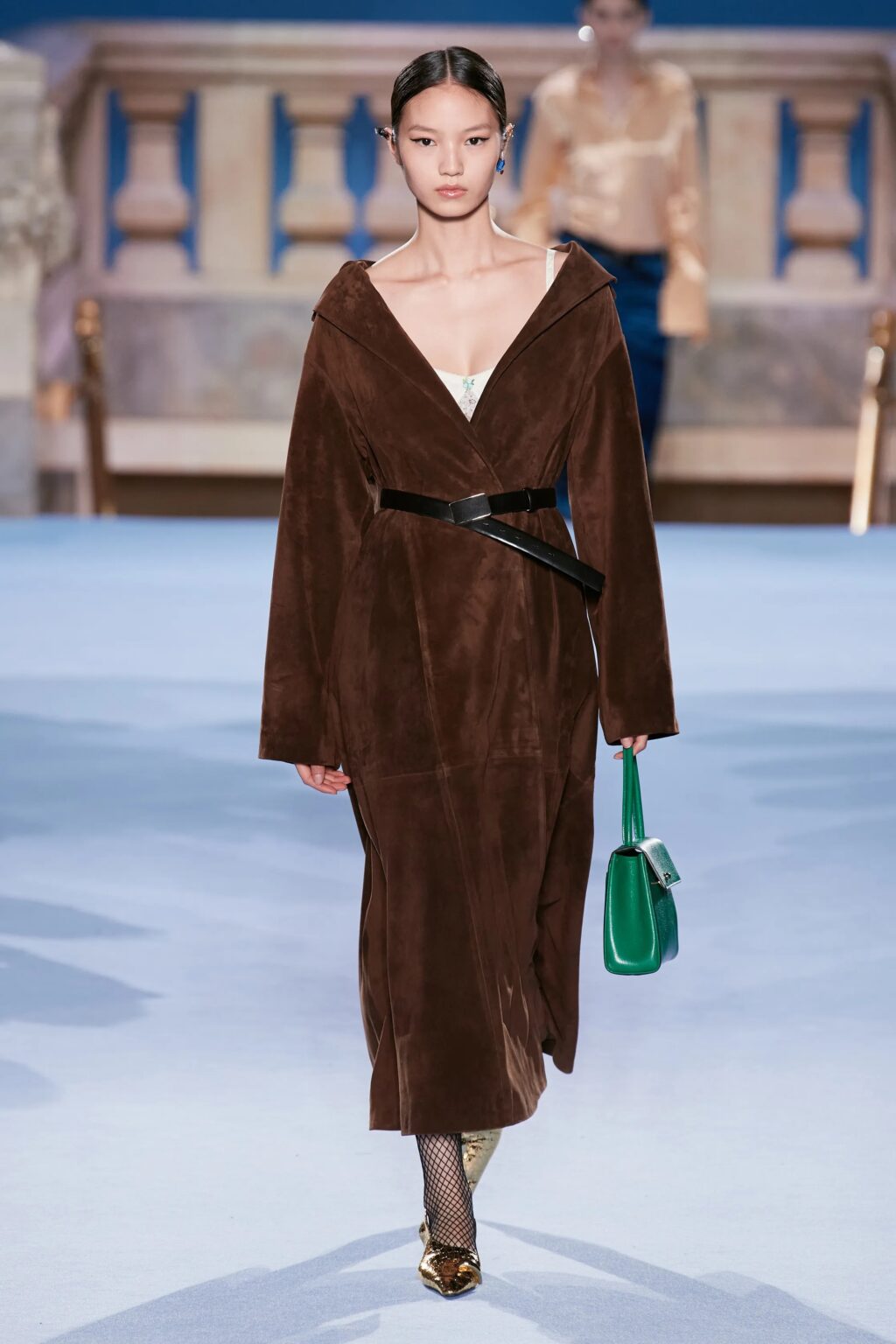 Tory Burch's Fall/Winter 2023 Collection is Perfectly Imperfect - V ...