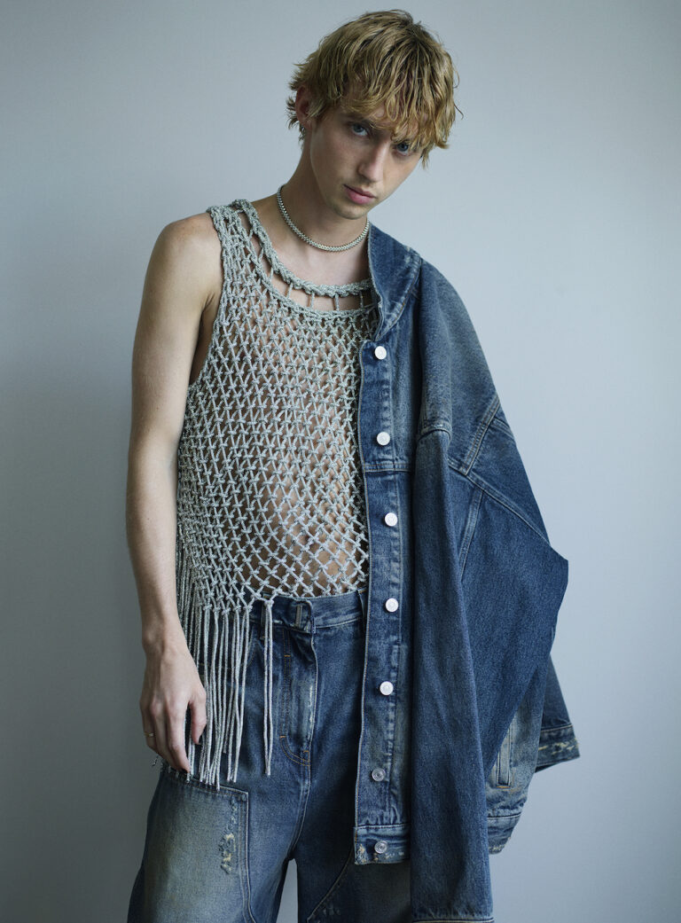 V China: Synesthesia With Troye Sivan & He Cong - V Magazine