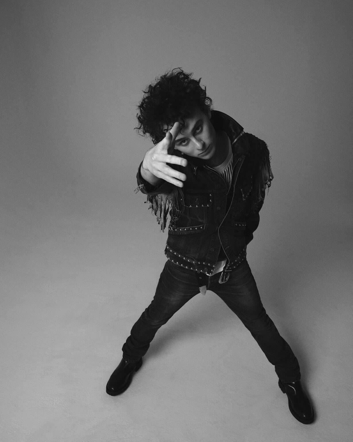 V People Wyatt Oleff V Magazine