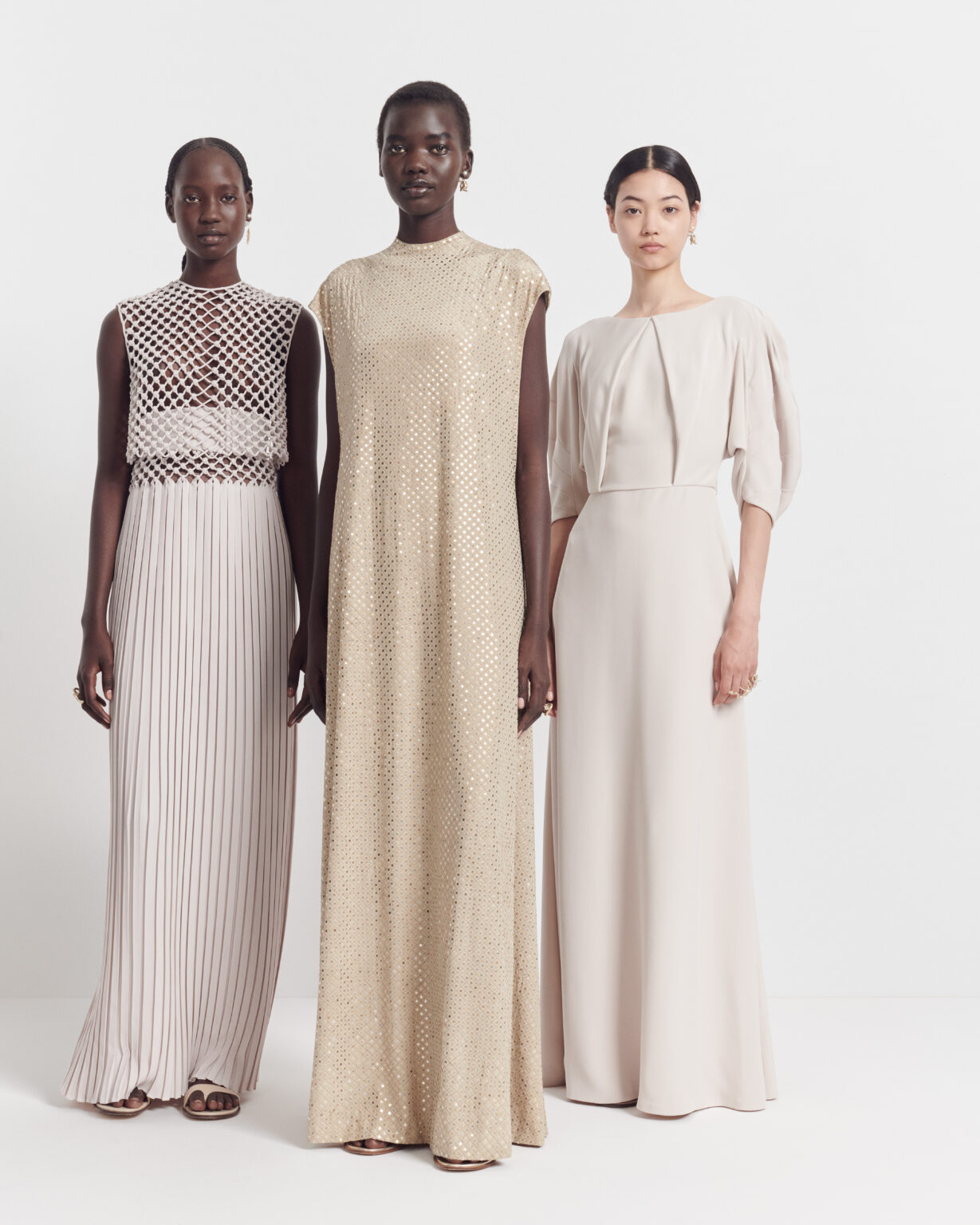 Dior Unveils AW23-24 Haute Couture Collection Inspired by Ethereal ...