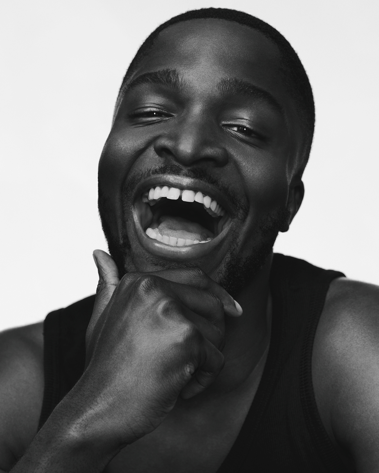 Loewe Debuts Botanical Rainbow Scent Collection With Greta Lee, Úrsula ...