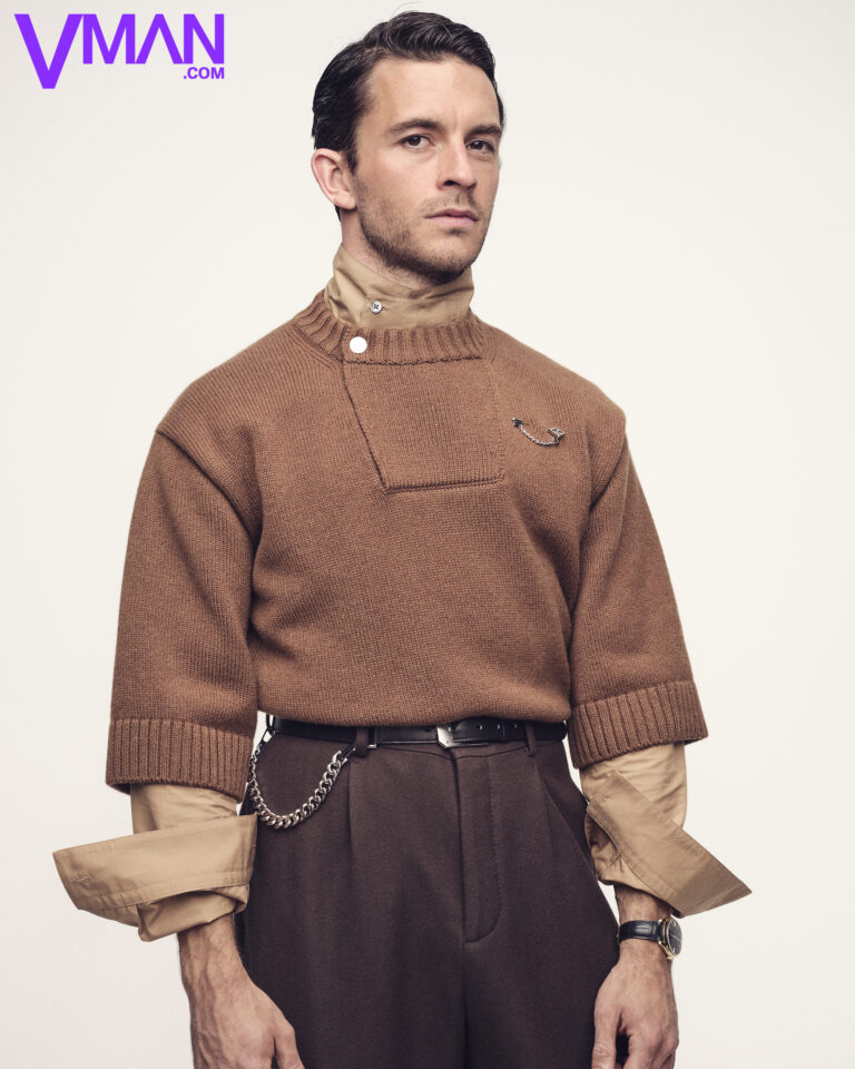 Digital Cover: Jonathan Bailey is Acting Up - V Magazine