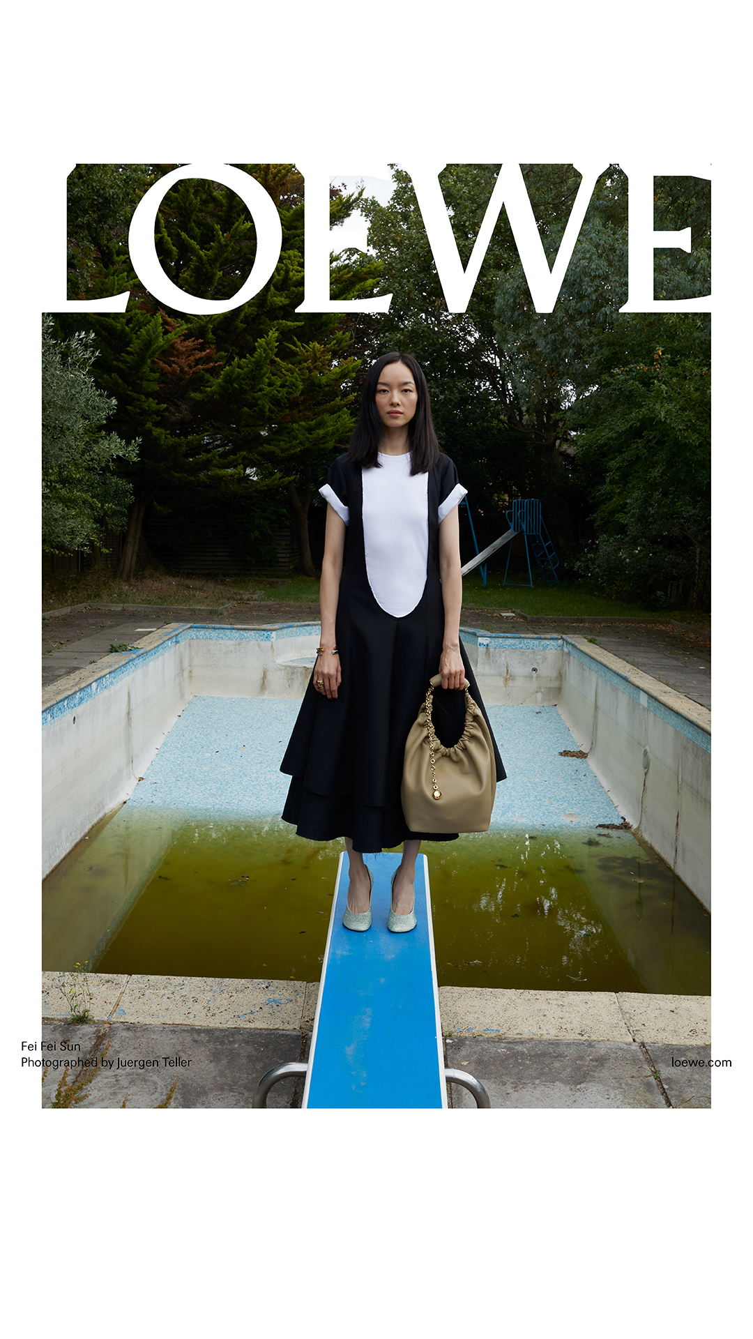 LOEWE Launches SS24 Pre-collection Campaign Featuring Maggie Smith ...