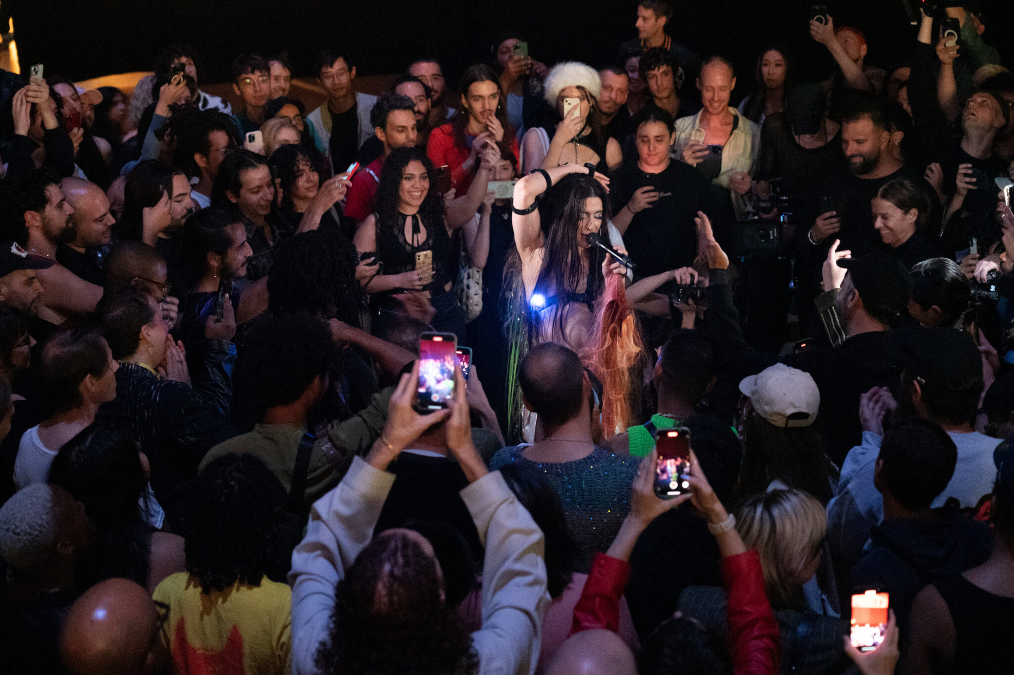 Arca’s ‘Mutant;Destrudo’ Was a Visual Manifesto of Music-Meets-Tech - V ...