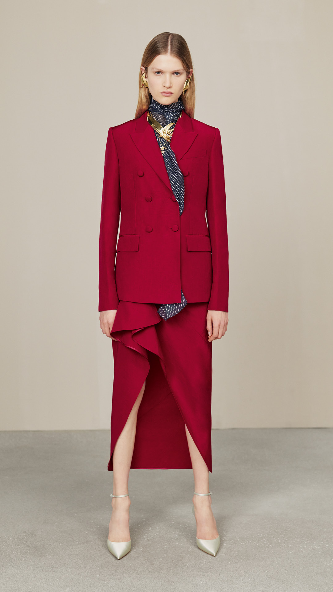 Givenchy Presents Its Pre-Fall 2024 Women’s & Men's Collection - V Magazine