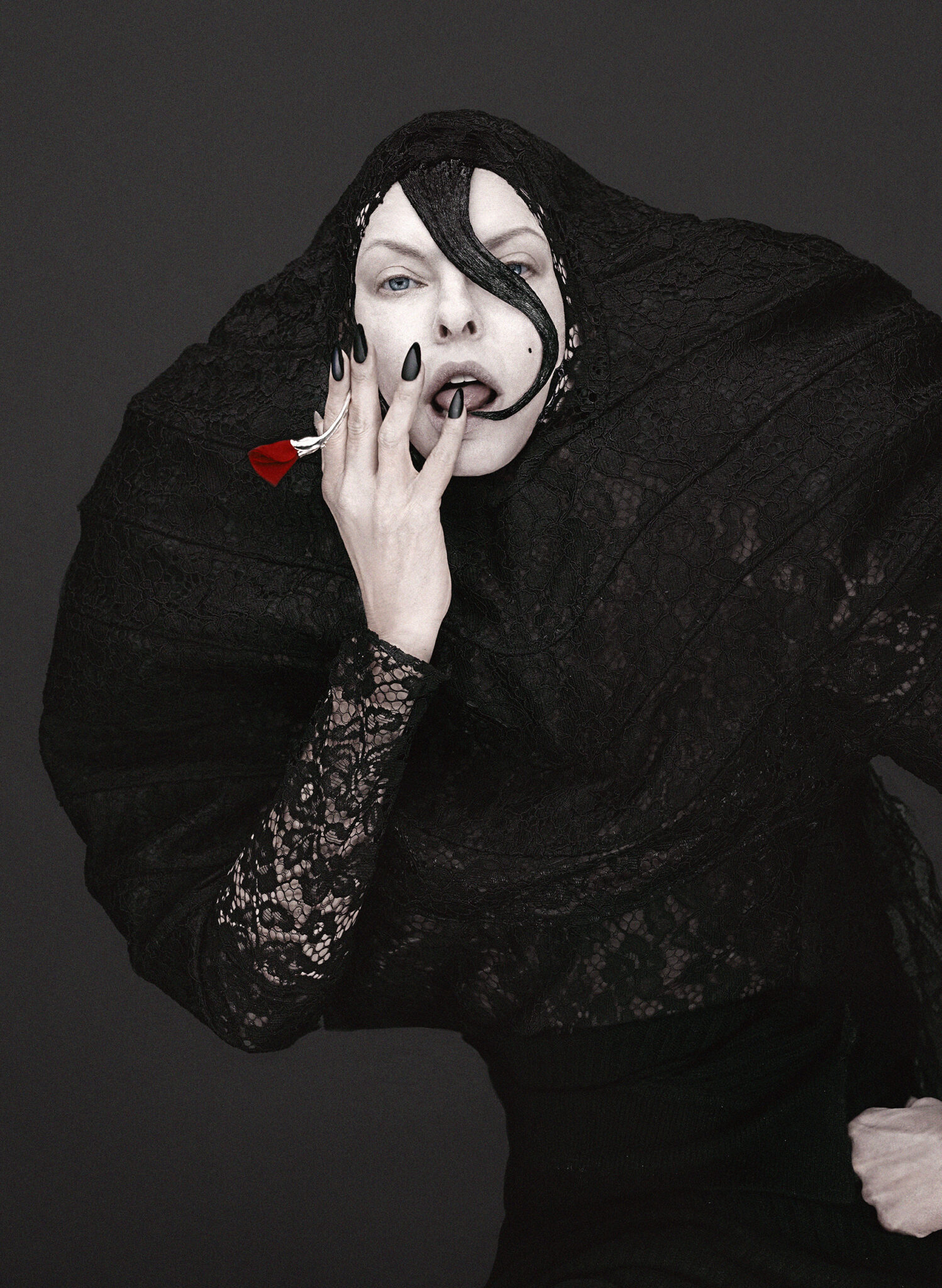 V146: For the Love of Linda Evangelista by Steven Klein - V Magazine