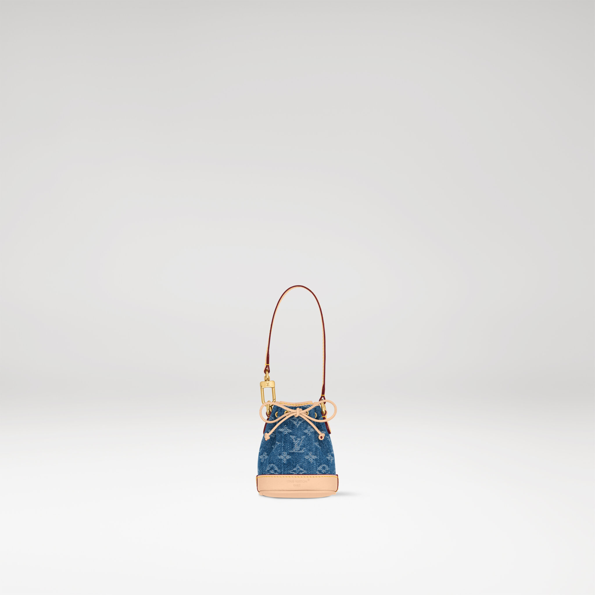 Louis Vuitton Debuts The ‘LV Remix’ Collection: A Nostalgic Reinvention ...