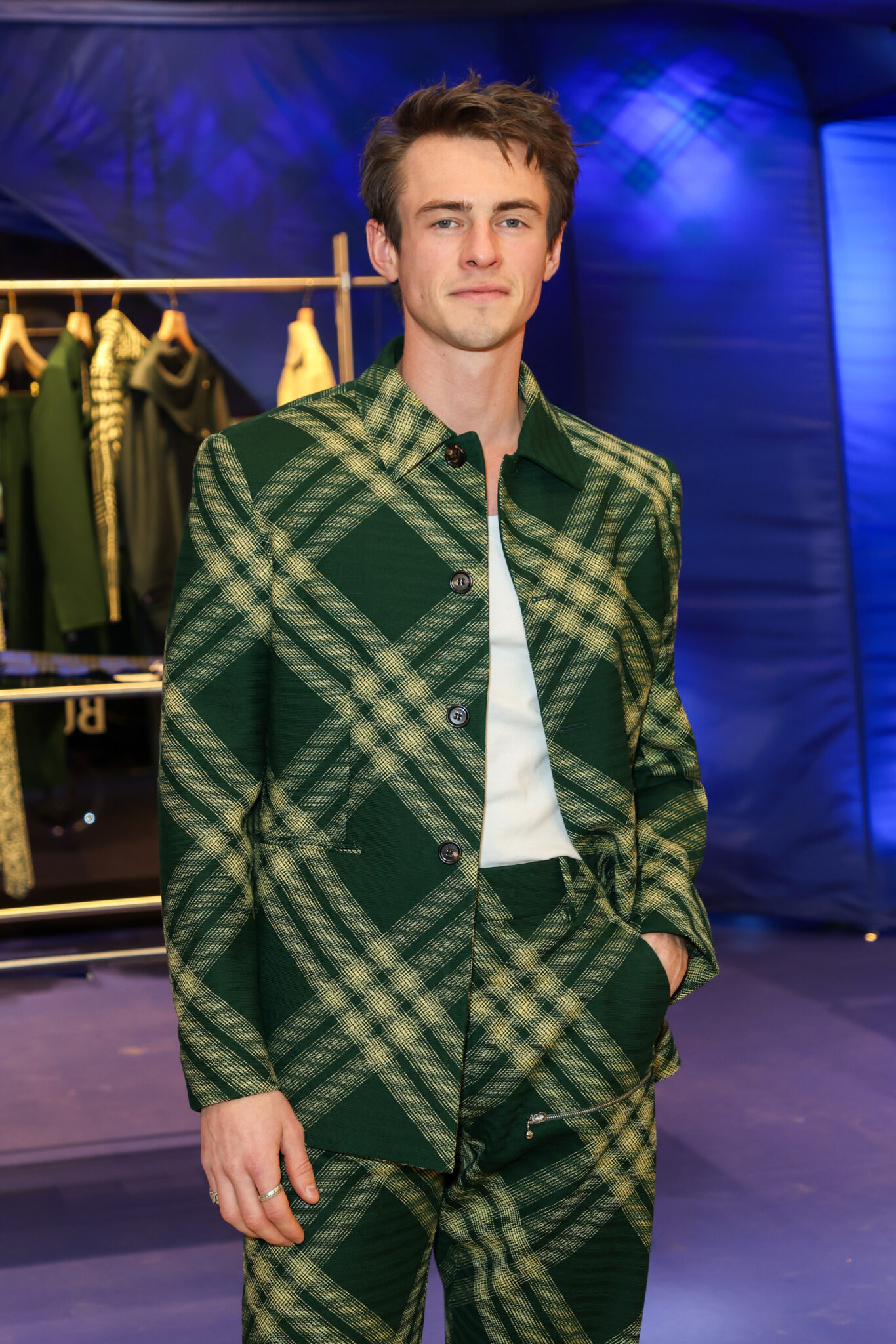 Burberry Turns Harrods Knight Blue With Takeover Installation - V Magazine