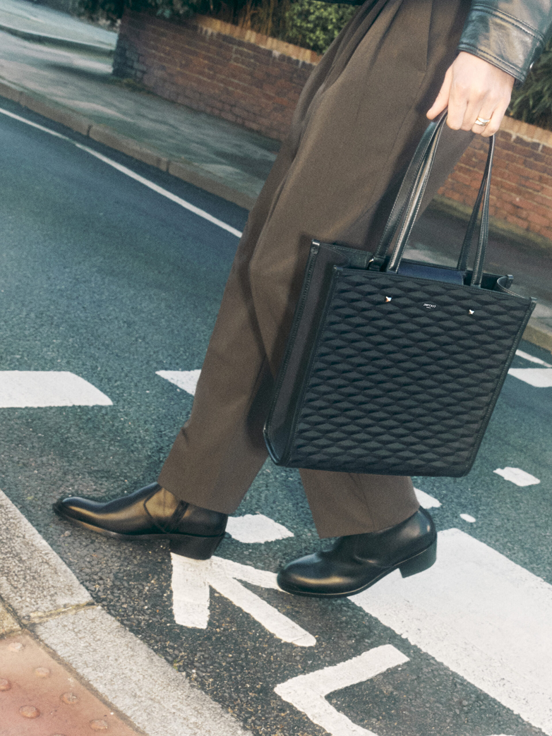 Jimmy Choo Unveils Spring 2024 Men’s Campaign Starring Guy Remmers - V ...