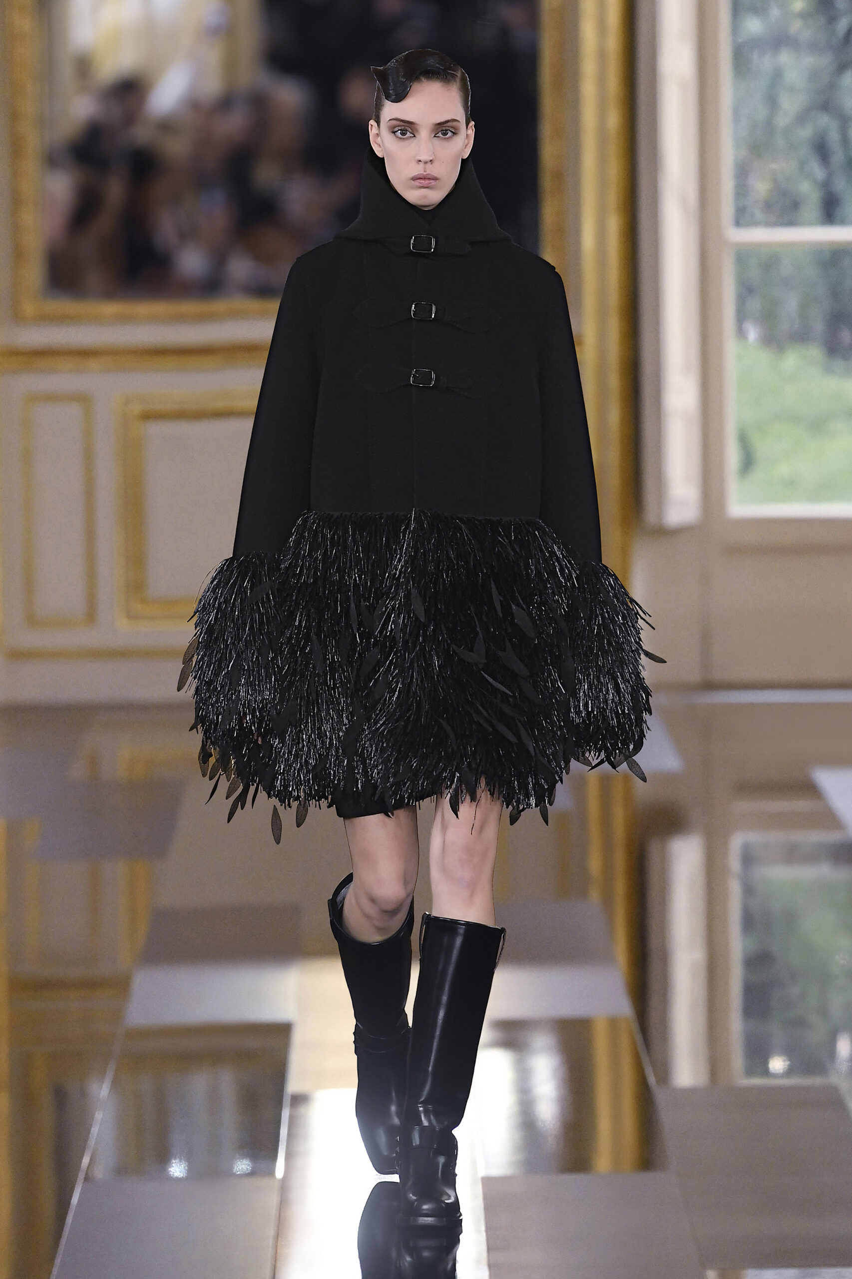 Pierpaolo Piccioli Paints Paris Black With Valentino’s “Le Noir” FW24 ...