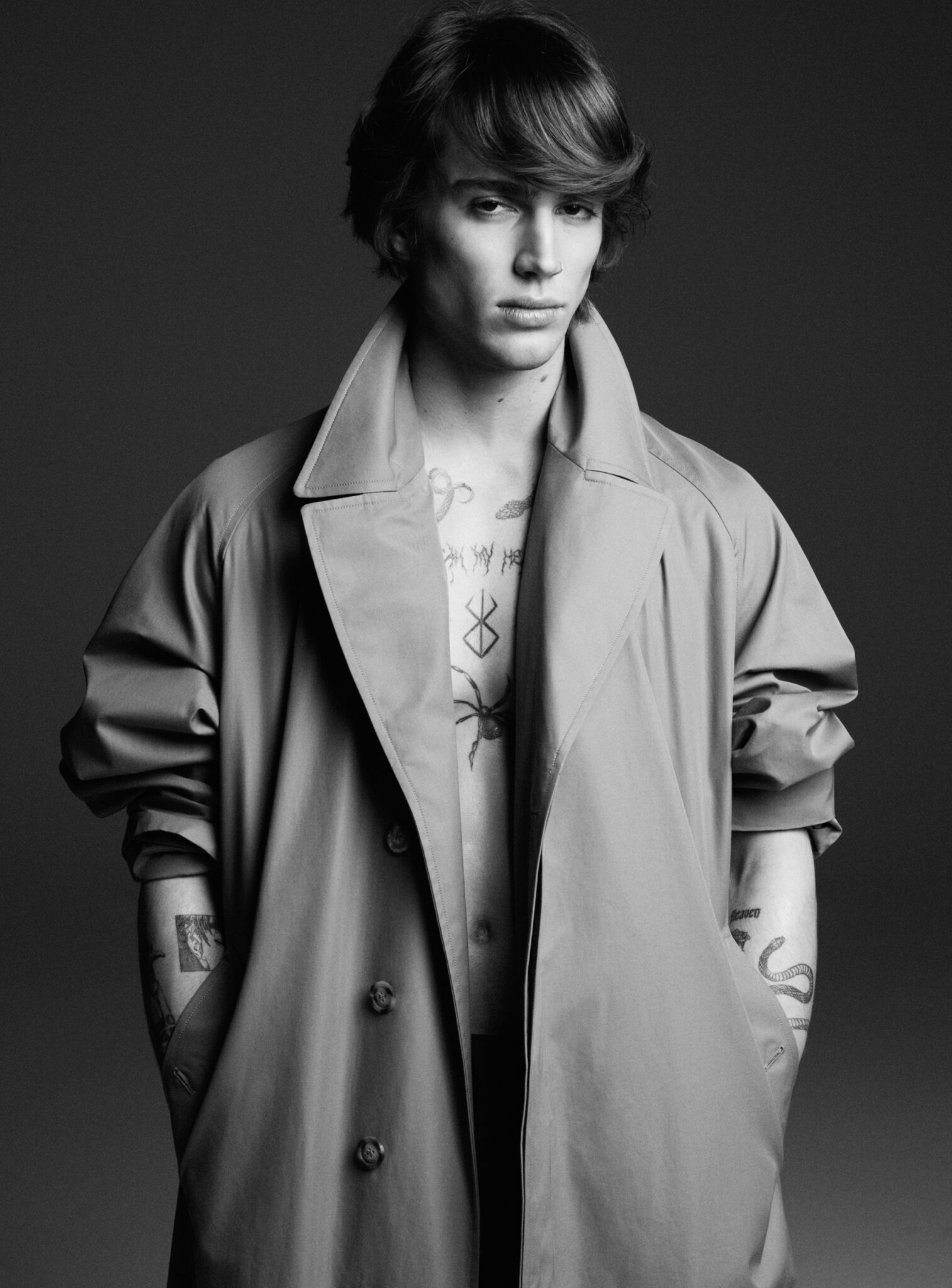 Hacker Alert With Vinnie Hacker - V Magazine