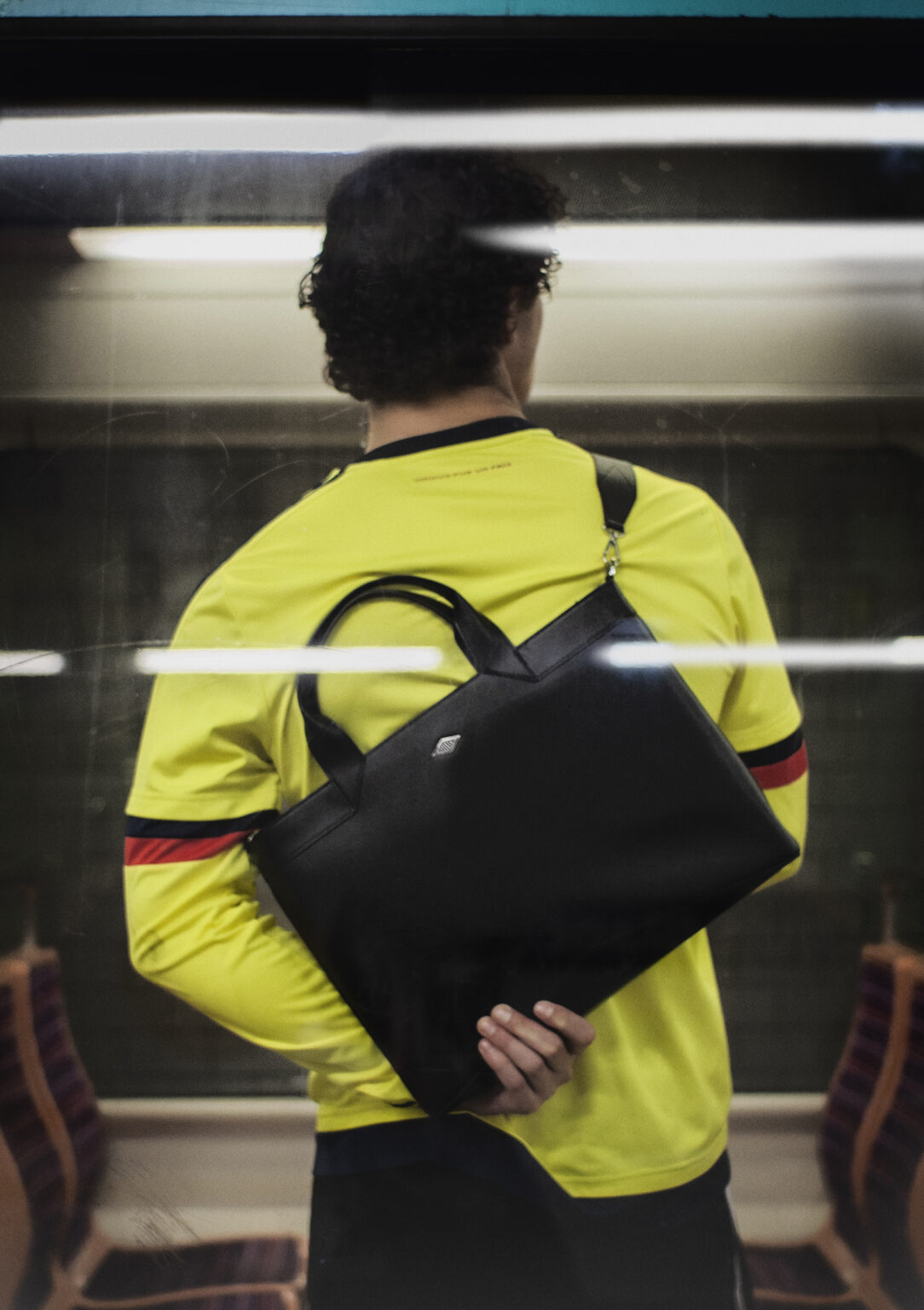 V Magazine - Where pop culture meets fashion.