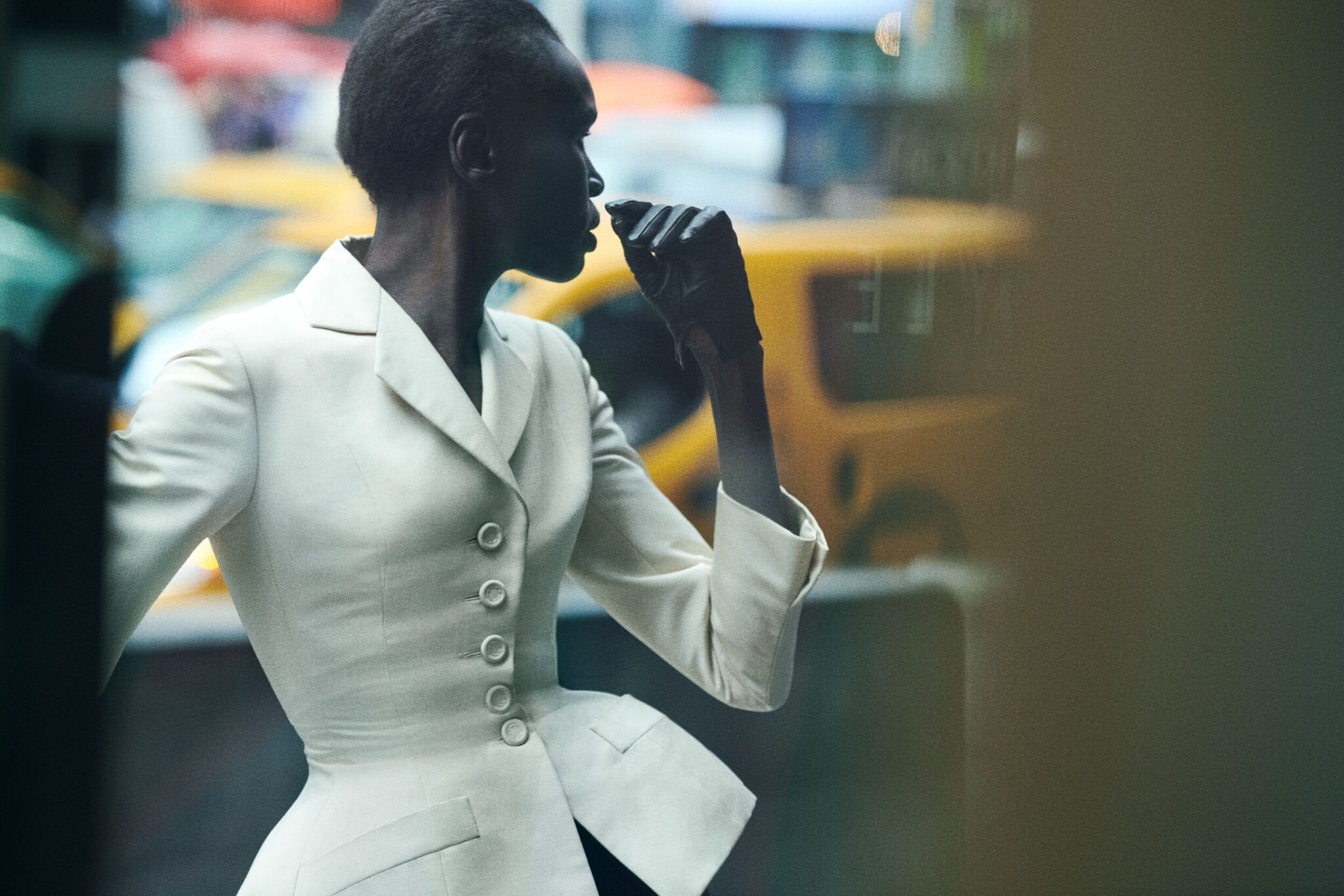 DIOR Announces Exhibition Celebrating Its Creative Relationship With ...