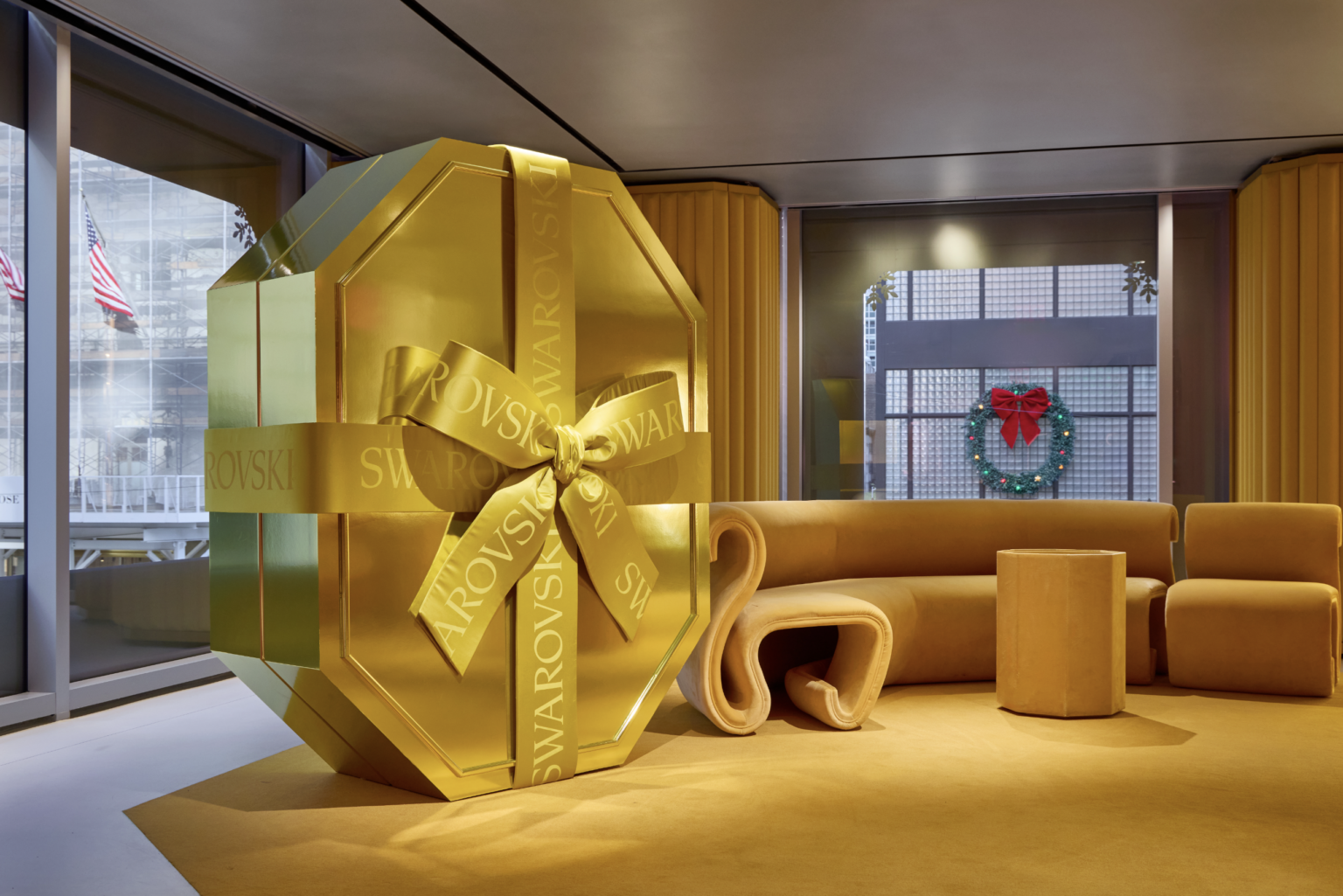 Swarovski Lights up Manhattan With Festive Fifth Avenue Holiday Display ...