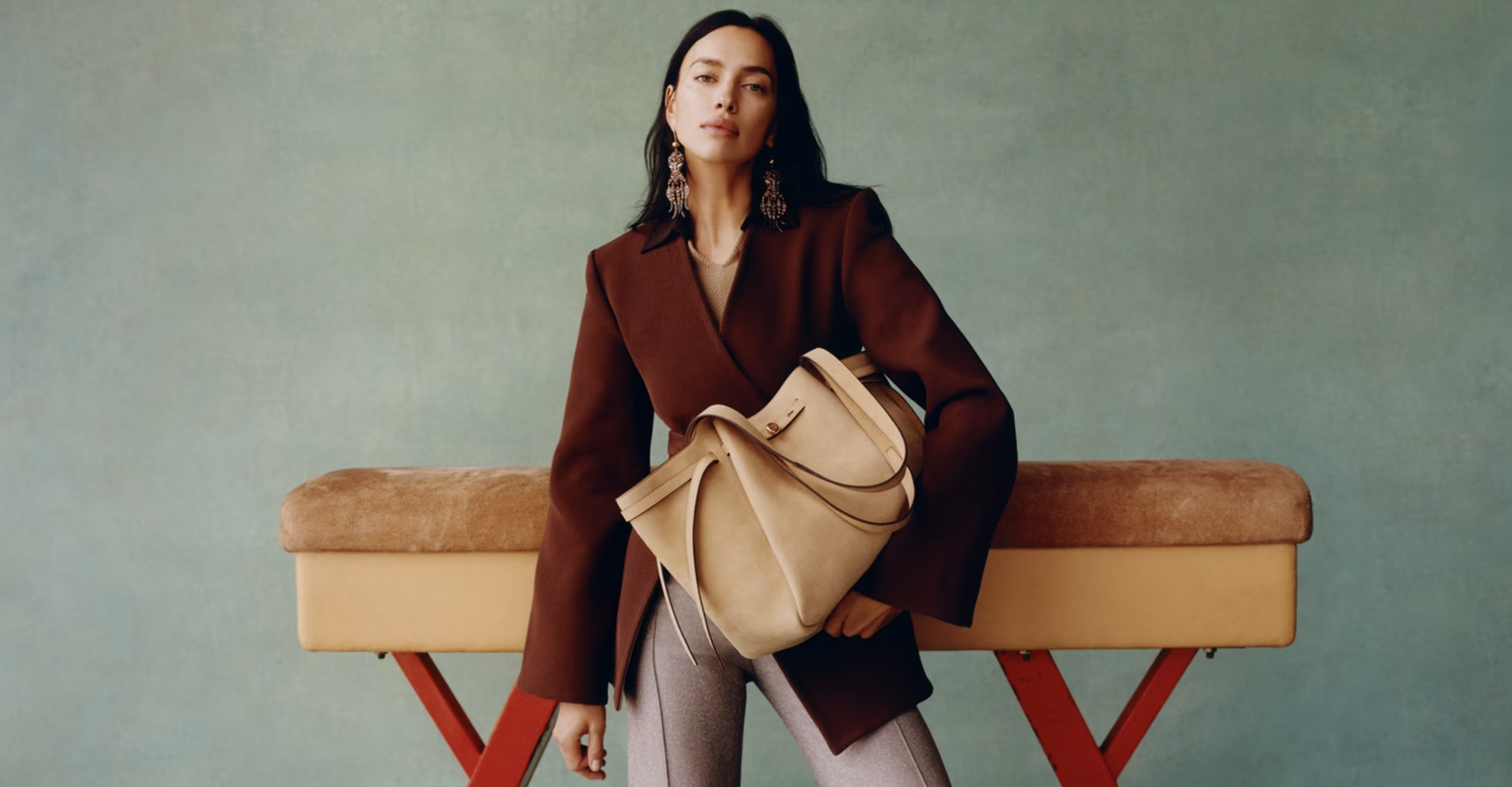 Tory Burch Reveals its Spring 2025 Campaign Featuring Irina Shayk - V ...