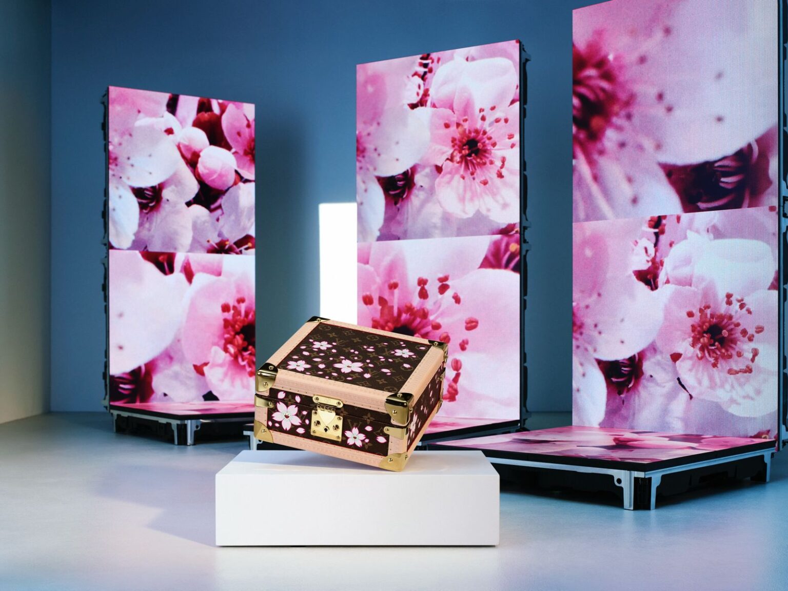 Zendaya Stars in the Second Chapter of Louis Vuitton x Murakami - V ...