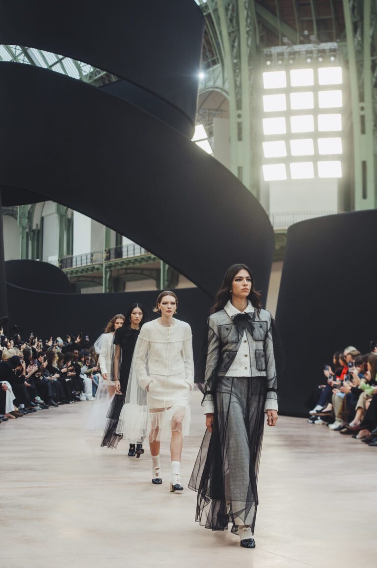 Chanel Plays up Proportion and Style DNA for FW25/26 Collection - V ...