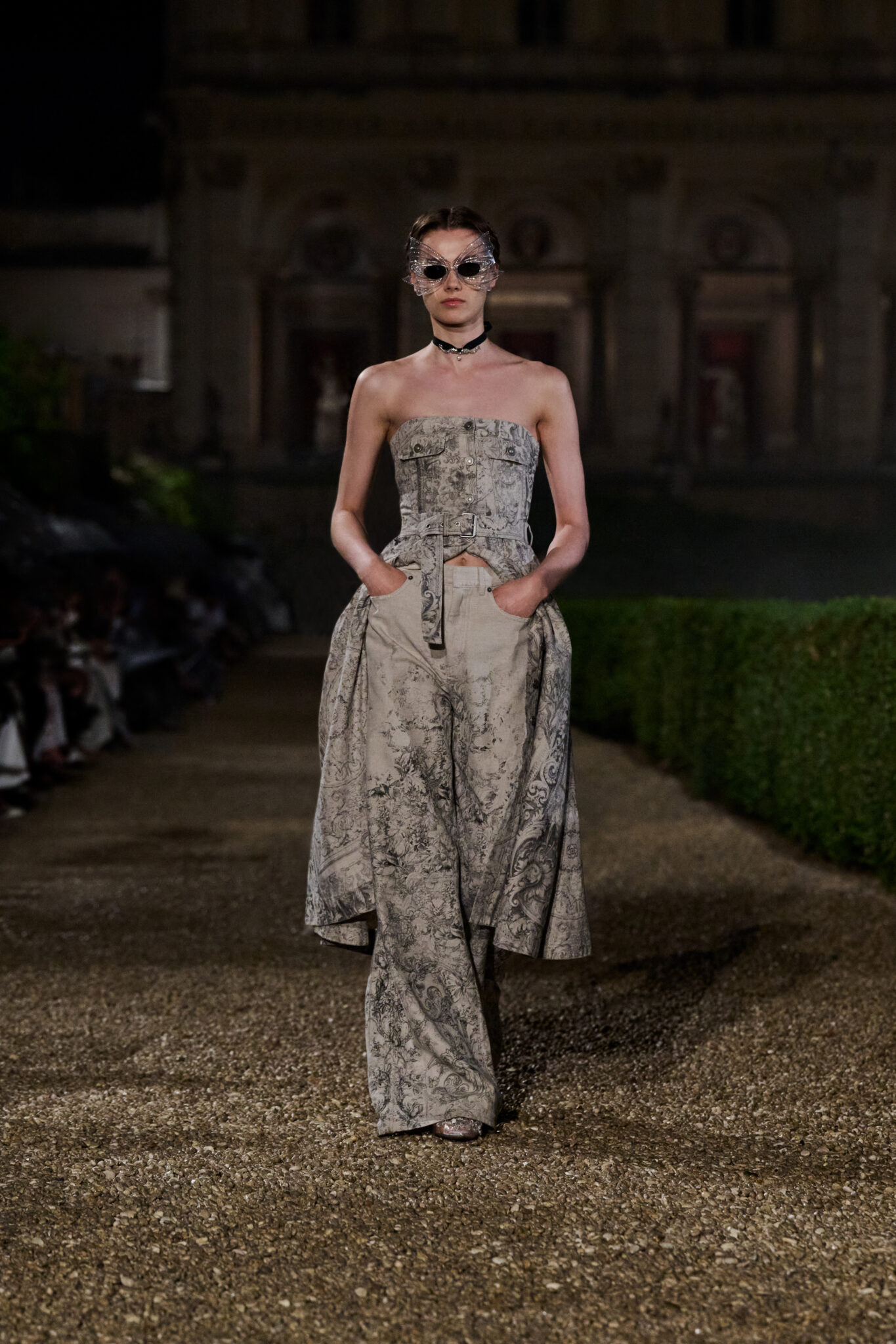 Cruise 2026 Wanders Into Dior’s Roman Labyrinth - V Magazine