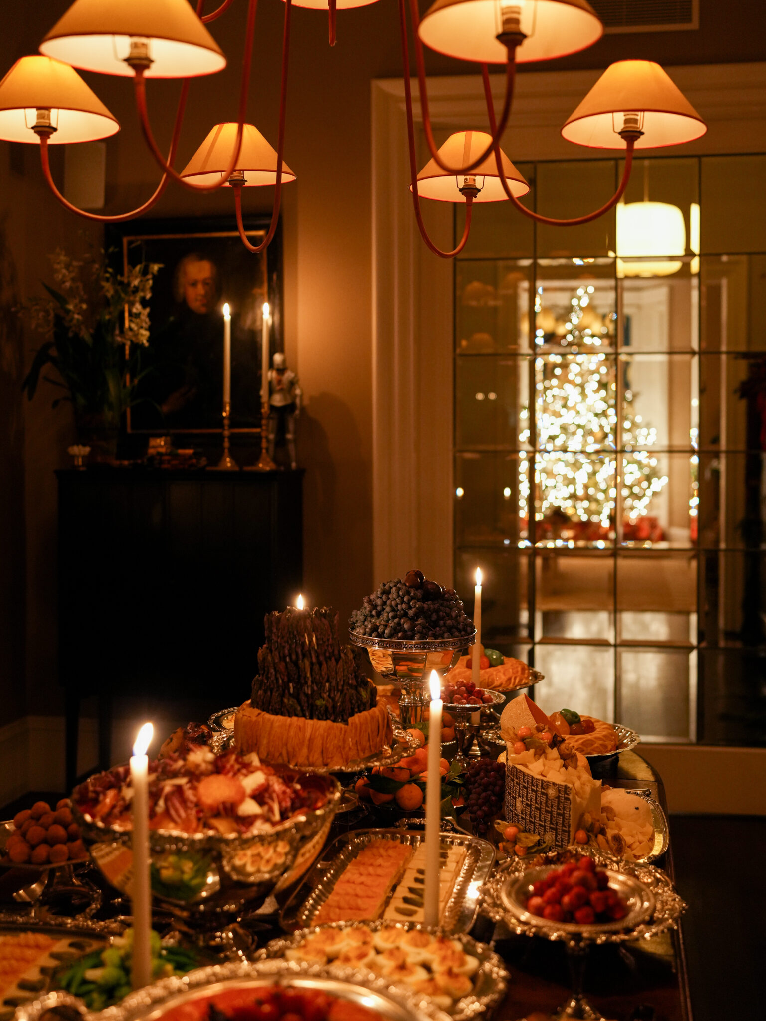 Burberry Hosts Festive Cocktail Evening in New York With Chris Hessney ...