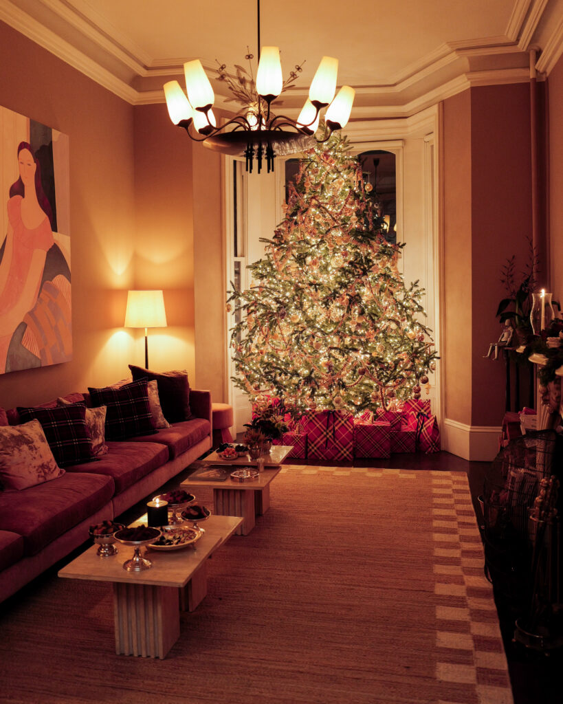 Burberry Hosts Festive Cocktail Evening in New York With Chris Hessney ...